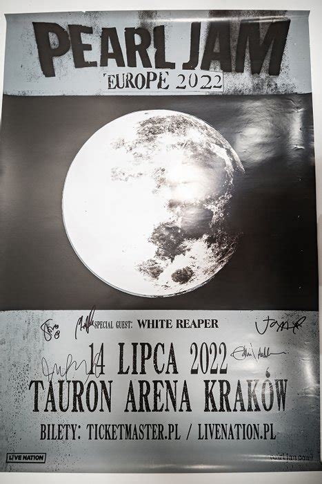 Pearl Jam Pearl Jam Tour Poster 2022 Aa Pass Poster Signed By