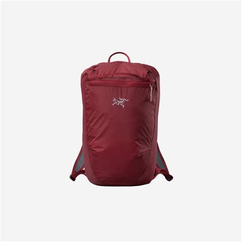 아크테릭스 헬리아드 10 백팩 보르도 Arcteryx Kream