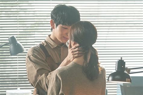 악의 꽃 이준기 문채원 진한 멜로 예고 벌써부터 로맨틱