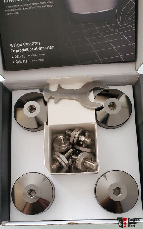 Isoacoustics GAIA III - 2 sets Photo #4394583 - Canuck Audio Mart