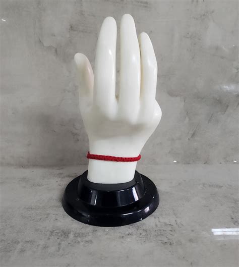 Plain Red Lakshmi String The Gurus Hut