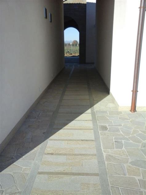 Trachite Stoccoporfidiit