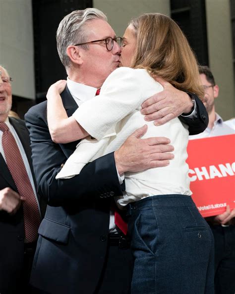 Has Victoria Starmer Turned Her Husband Keir Into A Sex Symbol The Standard
