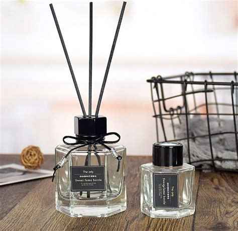 Hexagonal Diffuser Bottles 50ml 100ml Custom Glass Bottles Jars