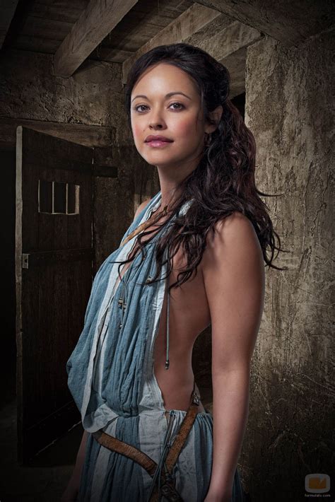 Marisa Ramirez Es Melitta En Spartacus Dioses De La Arena Fotos Formulatv
