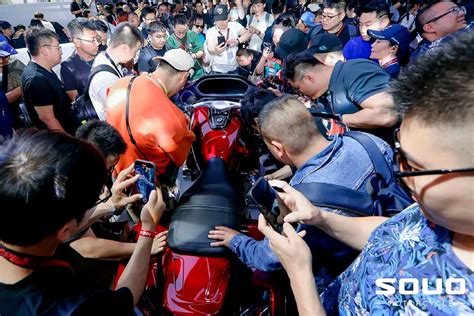 Китайцы из Great Wall представили первый в мире мотоцикл с оппозитной