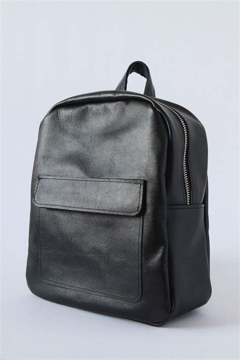 Жіночий рюкзак з гладкої шкіри - Bagster - сумки, рюкзаки та аксесуари ...