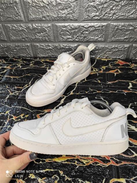 Кросівки Nike — ціна 950 грн у каталозі Кросівки Купити жіночі речі за доступною ціною на Шафі