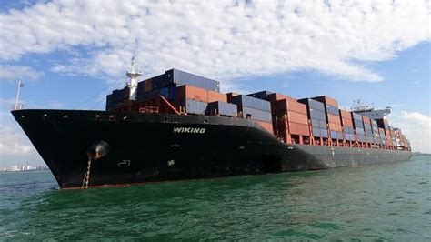 La Naviera De Lidl Escala En Barcelona Para Enlazar Europa Con China Y