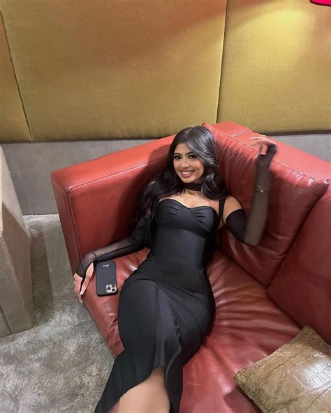 ALIZA On Instagram XOXO Explore