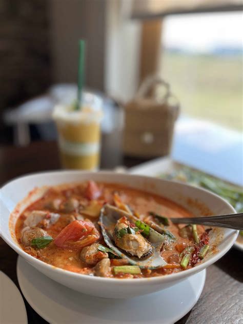 清邁Chom Cafe and Restaurant東南旅遊 哞寶部落格