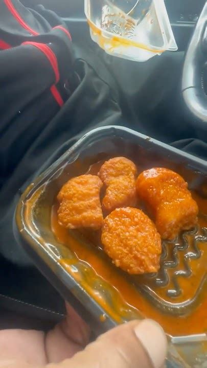 Wendys Buffalo Spicy Chicken Nuggets Review Youtube
