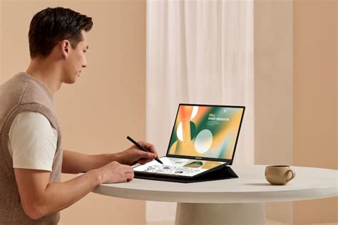 Asus Unveils New Dual Screen Laptop At CES With Flagship Intel CPU