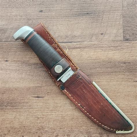 Case Xx Usa 323 5 Heavily Used Fixed Blade In Stacked Leather For Sale