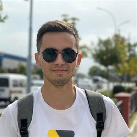 About Mark Odilov Medium