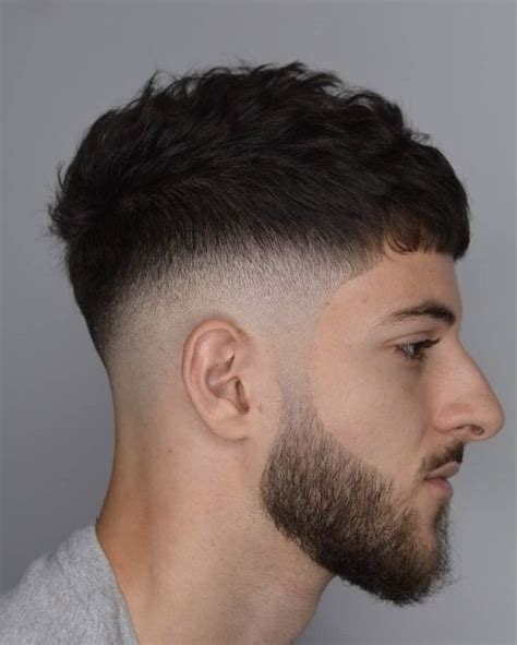 Pin By Jorge Tovar On Haircuts Mid Fade Haircut Haircuts For Men