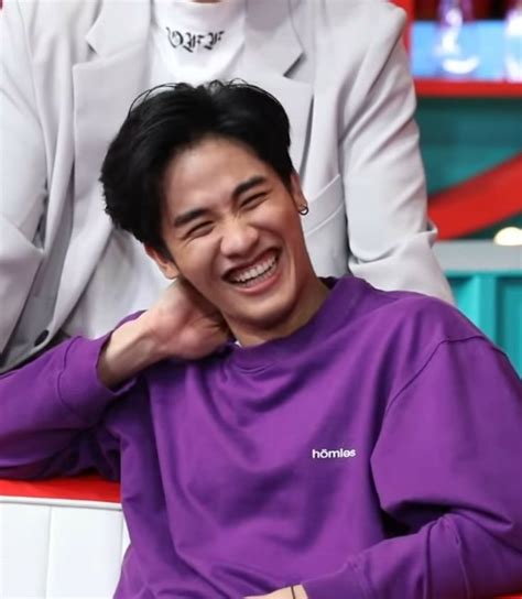 Pin By Leah Moulder On Tay Tawan Fans Thailand Actor Celebrities