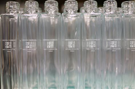 シルクスクリーン印刷／金属・その他｜シルクスクリーン印刷 箔押し エンボス加工 レーザー加工 繁岡美術