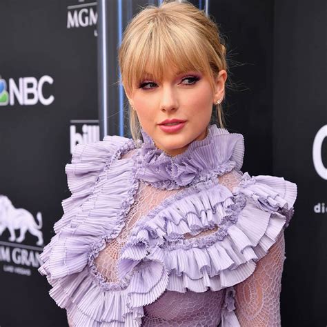 15 Best Taylor Swift Makeup Looks And How To Recreate Them Ipsy
