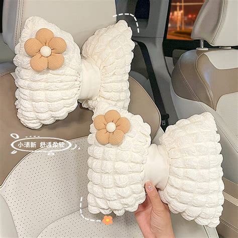 หมอนรองศีรษะรถยนต์ น่ารัก สุภาพสตรี พัฟ ตาราง สี่ ฤดูกาล หมอนรถที่นั่ง รถ กลับ สนับสนุน ป้องกัน