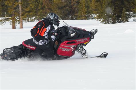 2012 Polaris Switchback 04 Snowmobile Magazine