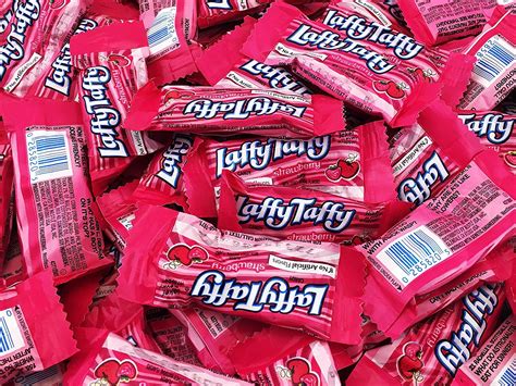 Wonka Laffy Taffy Strawberry Flavor 90 Count