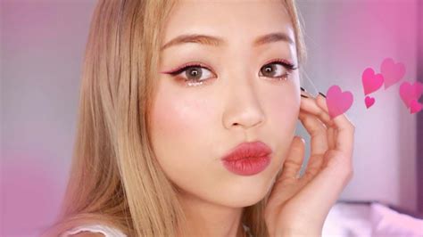 💖체육대회 메이크업페스티벌 메이크업💖 여름맞이 글리터 팍팍 컬러풀 핑크라이너 메이크업 룩 Youtube