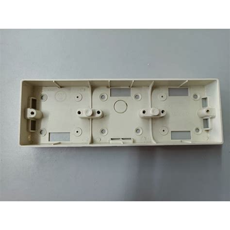 PVC BOX SURFACE TYPE NUT ELECTRICAL BOX WHITE BOX X Shopee Malaysia