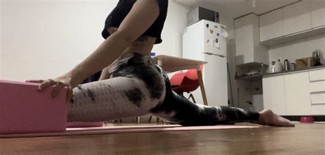 Help Im Improving My Flexibility By Doing Silks And Aerial Hoop But I Dont Actively Know What