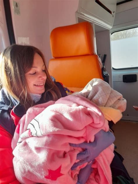 У селі на Тернопільщині жінка передчасно народила вдома Терміново новини Тернополя