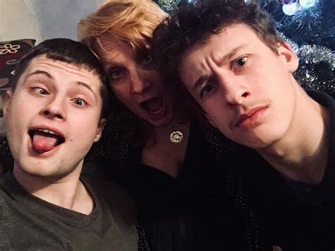 Graser Bio Age Net Worth Married Nationality Career Facts