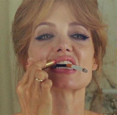 Angelina Jolie R Smokingfetish