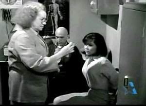 Joe Torcivia S The Issue At Hand Blog R I P Yvonne Craig