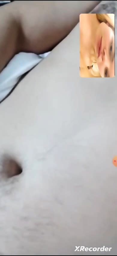 فضيحة المكبوت Anouer Anouer من تونس يمارس العادة سرية مباشرة أمام