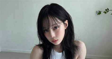 에스파 윈터 침대 위서 이런 모습…하얀 피부 청초미 심쿵 주의