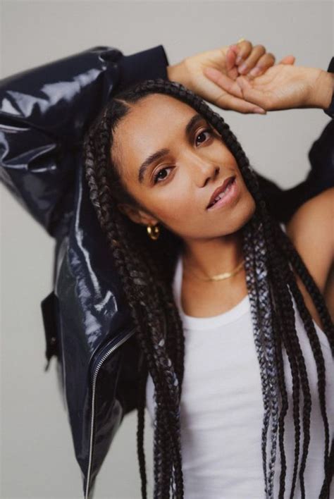 Maisie Richardson Sellers For Magazine August Hawtcelebs