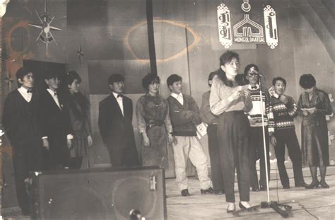 Саруул Эрдэнэ Энэ их сайхан дурсамжтай зураг даа 1991 онд Соёл урлагийн дээд сургууль