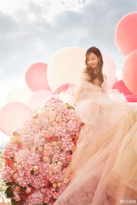 唐嫣婚紗名叫「tiffany」 耗費5600小時、開滿1206朵白玫瑰 Et Fashion Ettoday新聞雲