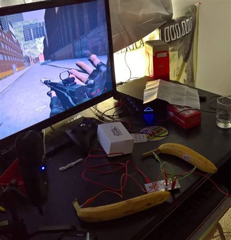 Was Digging Thru My Old Files And Found A Photo Of Me Using Bananas To Shoot In Gmod Lmao Also