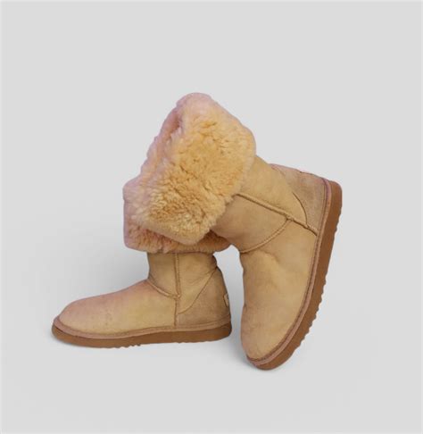 Зимові уги оригінал — ціна 2000 грн у каталозі Уггі Купити жіночі речі за доступною ціною на