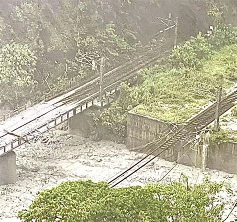 更生日報 凱米颱風重創台鐵北迴線 東正線預計24小時內搶通、西正線則估5個月 記者謝宗璋／報導