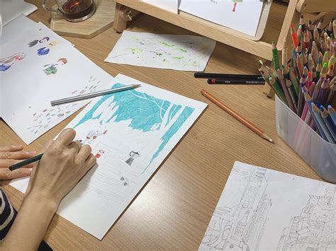 Motorforkartwork 콜미바이유어네임 일러스트 모작 색연필 이번 그림도 일러스트 모작입니다 유성색연필로 꾹꾹 눌러 예쁘게 채색해볼게요 🖍