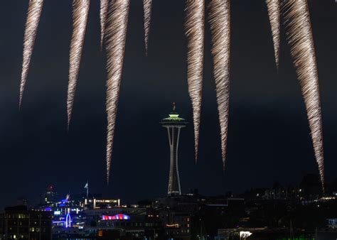 Happy 4th Of July From Geekwire Seattle Fireworks At Gas Works Park
