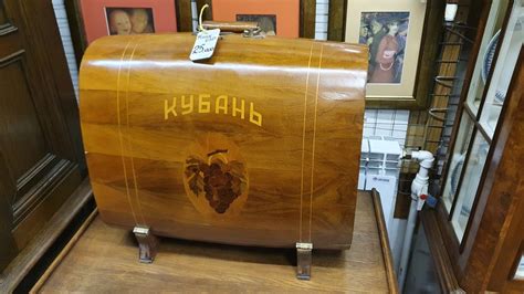 Антиквариат в Москве склад старинной мебели и предметов интерьера антикварный салон Галерея 21