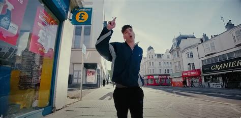 Ren Makes Music Ren Is Music The Ren Rabbit Hole By Kushagra