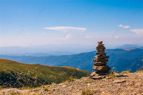 산 정상에 자갈에서 탑 사진 배경 및 무료 다운로드를위한 그림 Pngtree