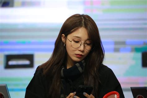 계란믕 On Twitter 230423 메이크스타 셀프 팬싸 후기5 저 강아지 머리띠 쓰고 활짝 웃으니 너무나도 강쥐 인걸 해리포터 옷 입더니 끝날때까지 해리포터