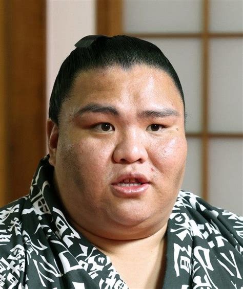 日本相撲協会、御嶽海は「2桁は最低限」2場所連続でかど番に臨む異例の挑戦：中日スポーツ・東京中日スポーツ