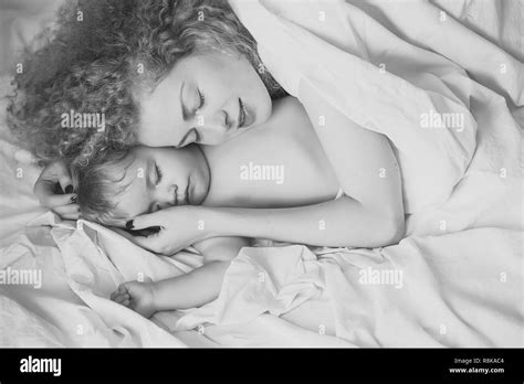 Mother Son Bed Sleep Black And White Stock Photos Images Alamy