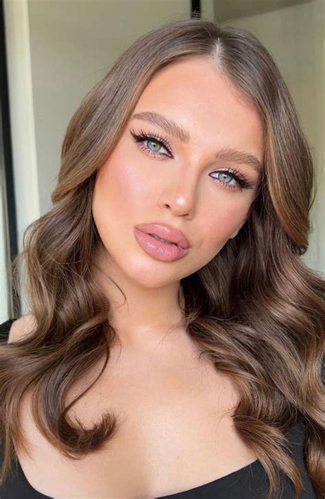 Dreamy Wedding Makeup Ideas For The Hopeless Romantic Simple Gorgeous